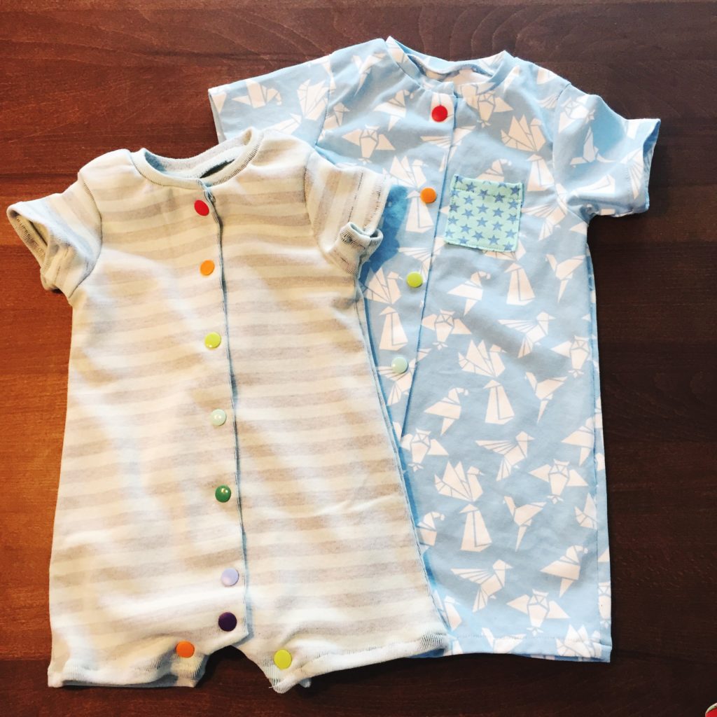 Einen Babystrampler nähen in 10 Schritten | Läuft und sieht super süß ...